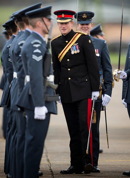 Royal Family Around the World: Prince Harry Presents No 26 Squadron RAF ...